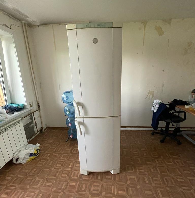 Холодильник electrolux – купить в Новосибирске, цена 2 000 руб., дата ...