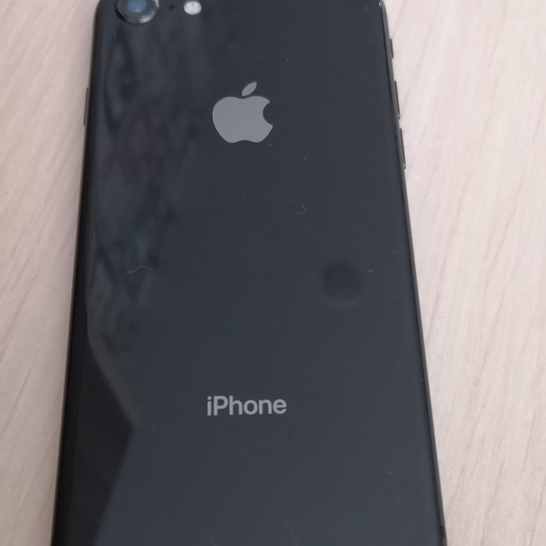 iPhone 8 – купить в Новошахтинском, цена 12 000 руб., дата размещения ...