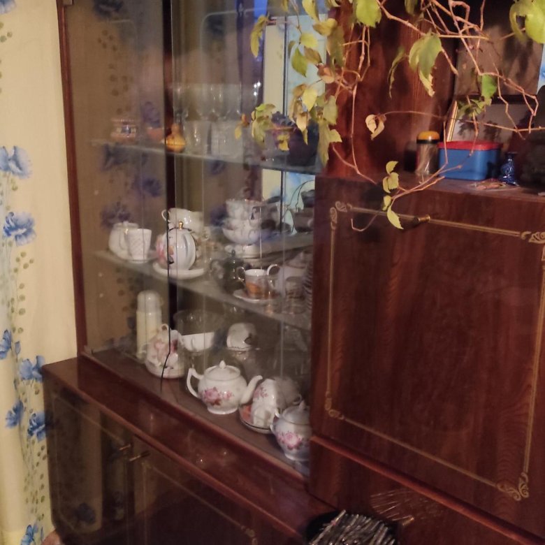 Сервант – купить в Санкт-Петербурге, цена 250 руб., дата размещения: 21 ...