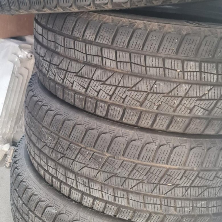 Шины 225/60R18 – купить в Владивостоке, цена 3 000 руб., дата ...