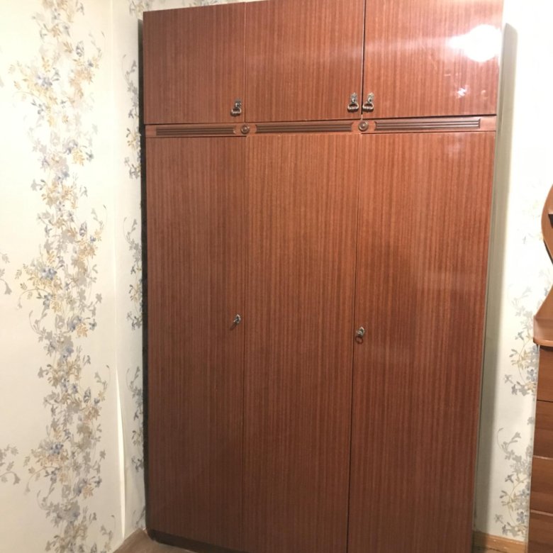 Шкаф для одежды б/у – купить в Красноярске, цена 1 500 руб., дата ...