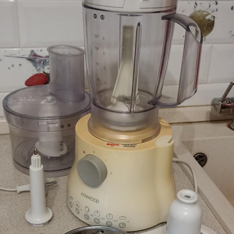 Кухонный комбайн Kenwood – купить в Москве, цена 1 500 руб., продано 9 ...