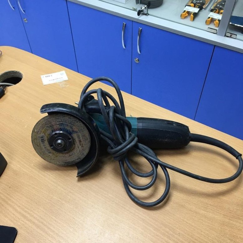 (Р210) Ушм Makita GA5030 – купить в Тюмени, цена 3 199 руб., дата ...