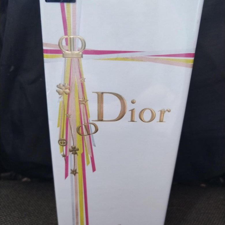 Парфюмерная вода "Christian Dior J’Adore" – купить в Владивостоке, цена ...