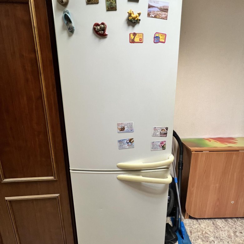 Холодильник Атлант двухкамерный Минск – купить в Москве, цена 3 500 руб ...