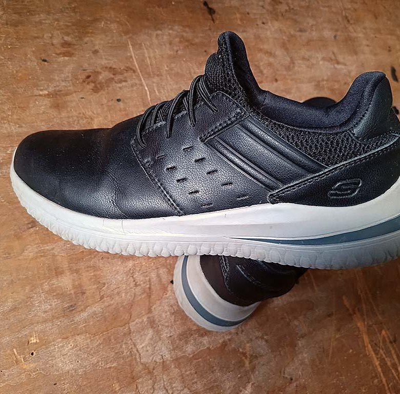 Кроссовки Skechers оригинал (US 9/27 см) – купить в Москве, цена 1 999 ...