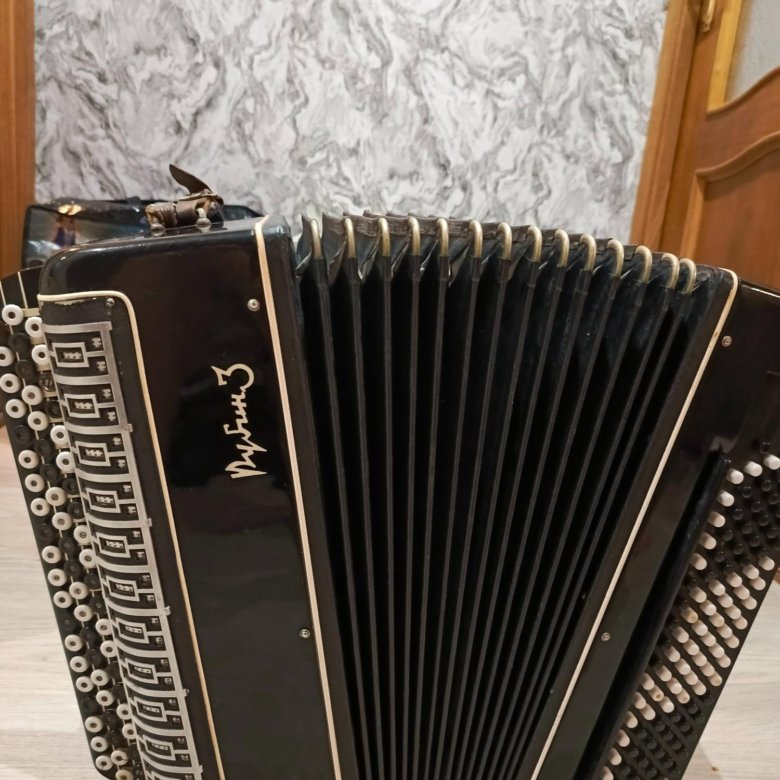 Баян Рубин 3 – купить в Москве, цена 47 000 руб., дата размещения: 26. ...