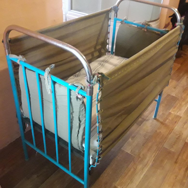 Кроватка детская, дачный вариант – купить в Улан-Удэ, цена 900 руб ...