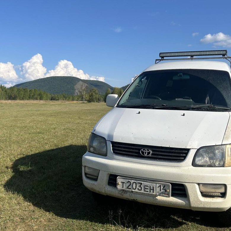Toyota Town Ace, 2000 – купить в Ленске, цена 350 000 руб., продано 1 ...